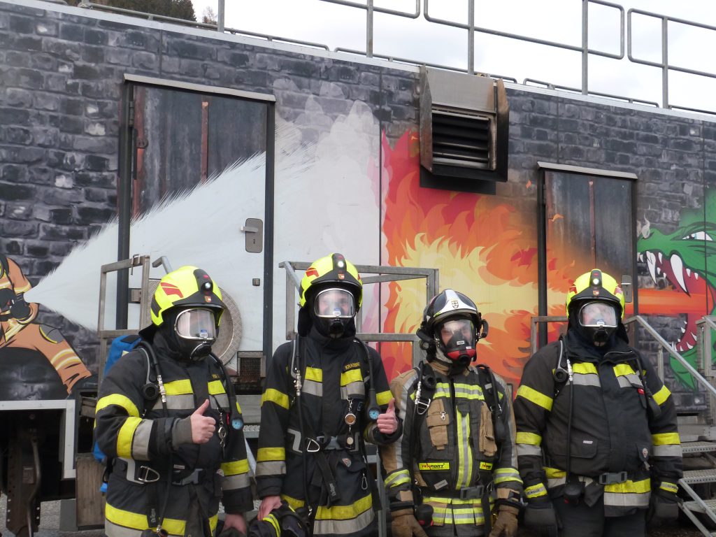 Hot-Fire-Training in Himmelberg - 08.03.2023 - Feuerwehr Gurk